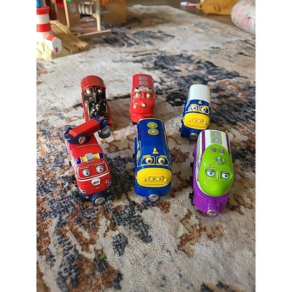 Toys | Lot Of 6 Chuggington Trains Die Cast Rail Car Railroad Train Set ...